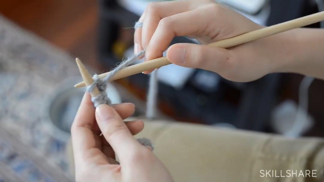 How to Knit: A Newbie-Friendly Guide | Skillshare Blog