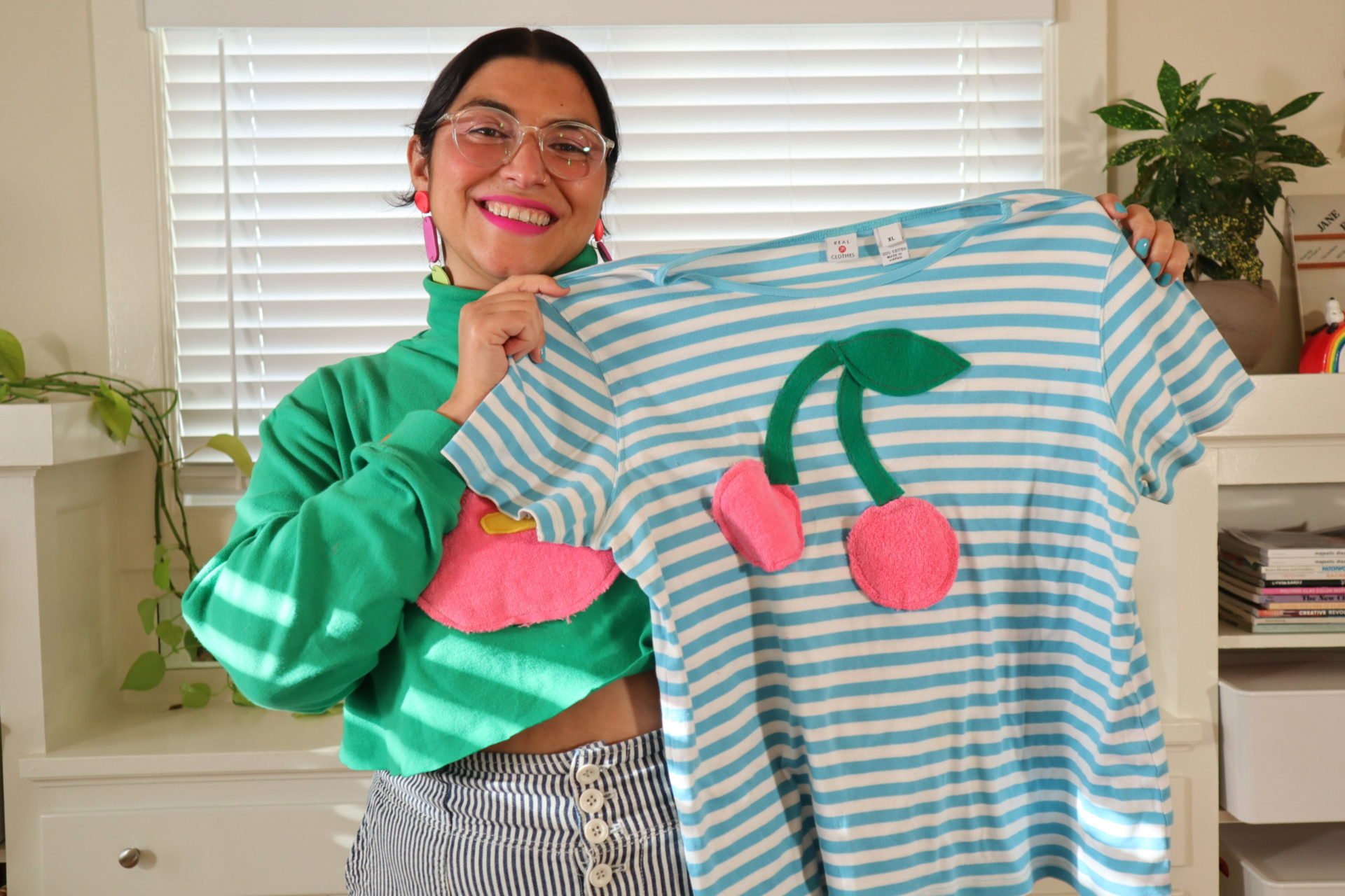 Make Your Clothes New Again! How to Applique for Clothing | Skillshare Blog