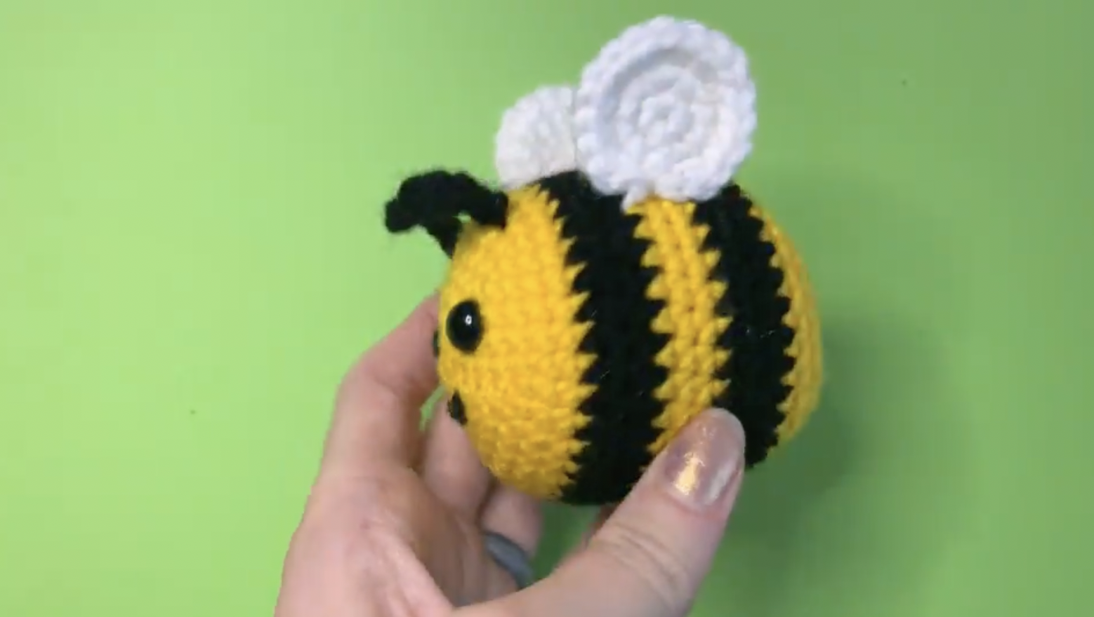 Crochet an Amigurumi Bee | Skillshare Blog