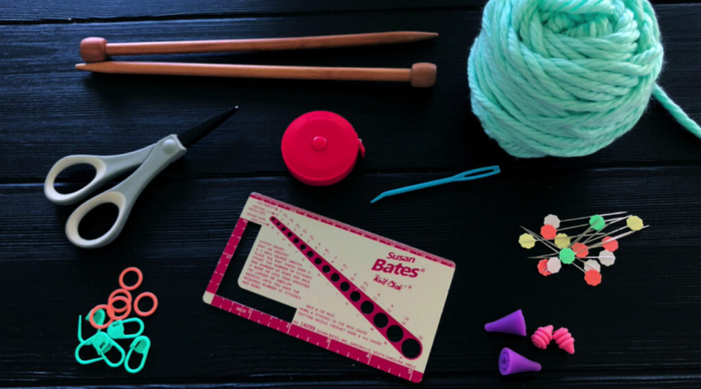 How to Knit: A Newbie-Friendly Guide | Skillshare Blog