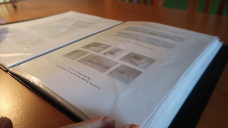 10 Physical Art Portfolio Examples to Help You Create Your Own ...