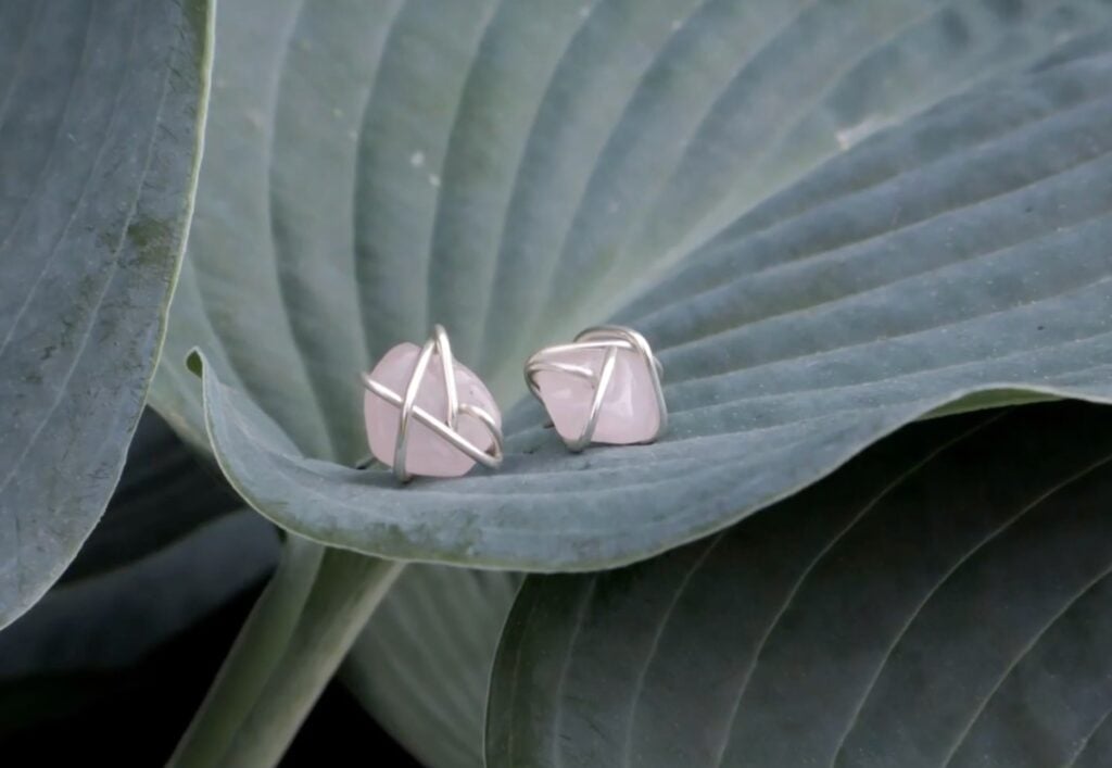 Wire Wrapping Techniques: A Beginner's Guide | Skillshare Blog